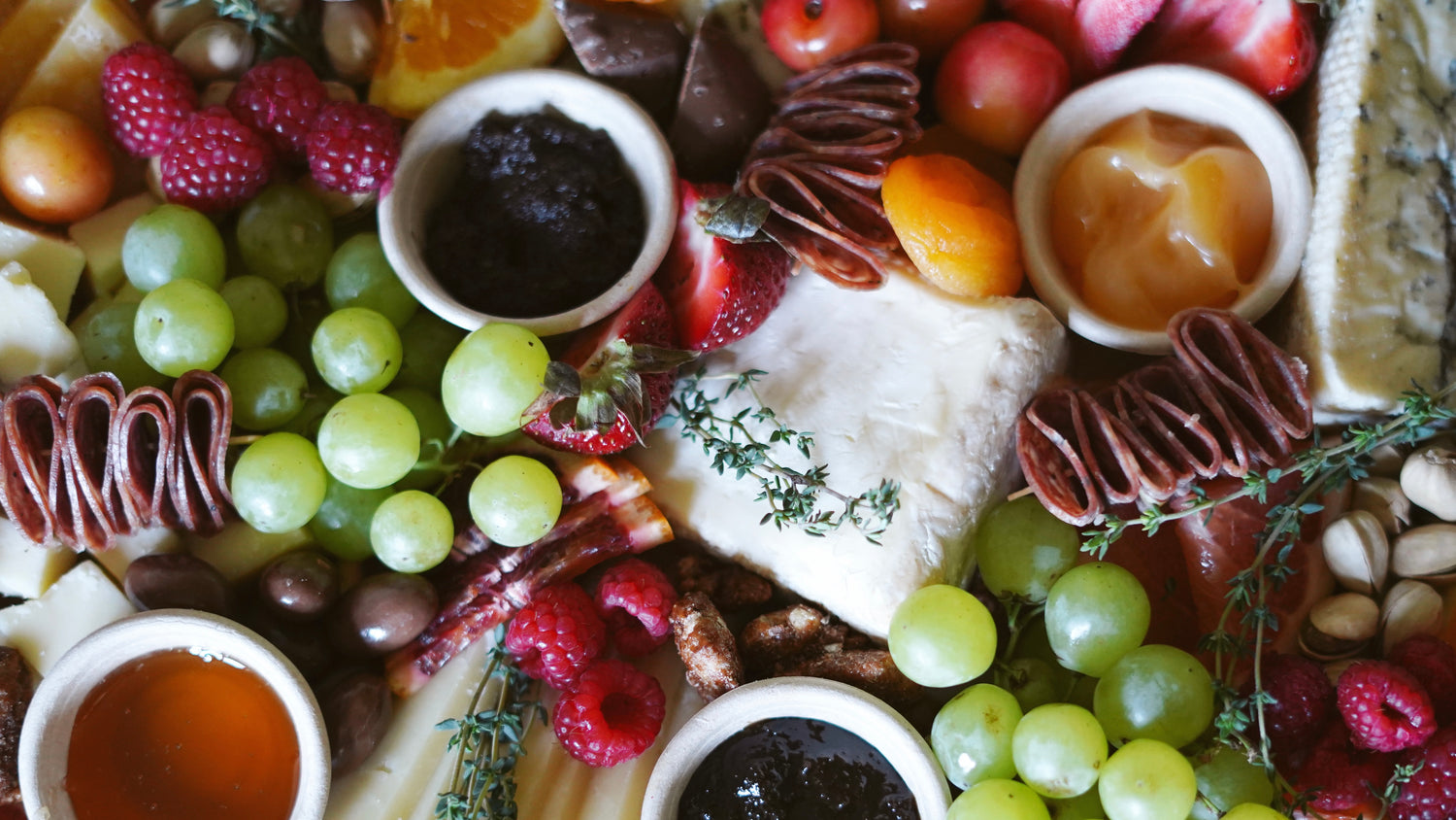 NYC Charcuterie & Cheese Arrangements – Brie on the Chisme